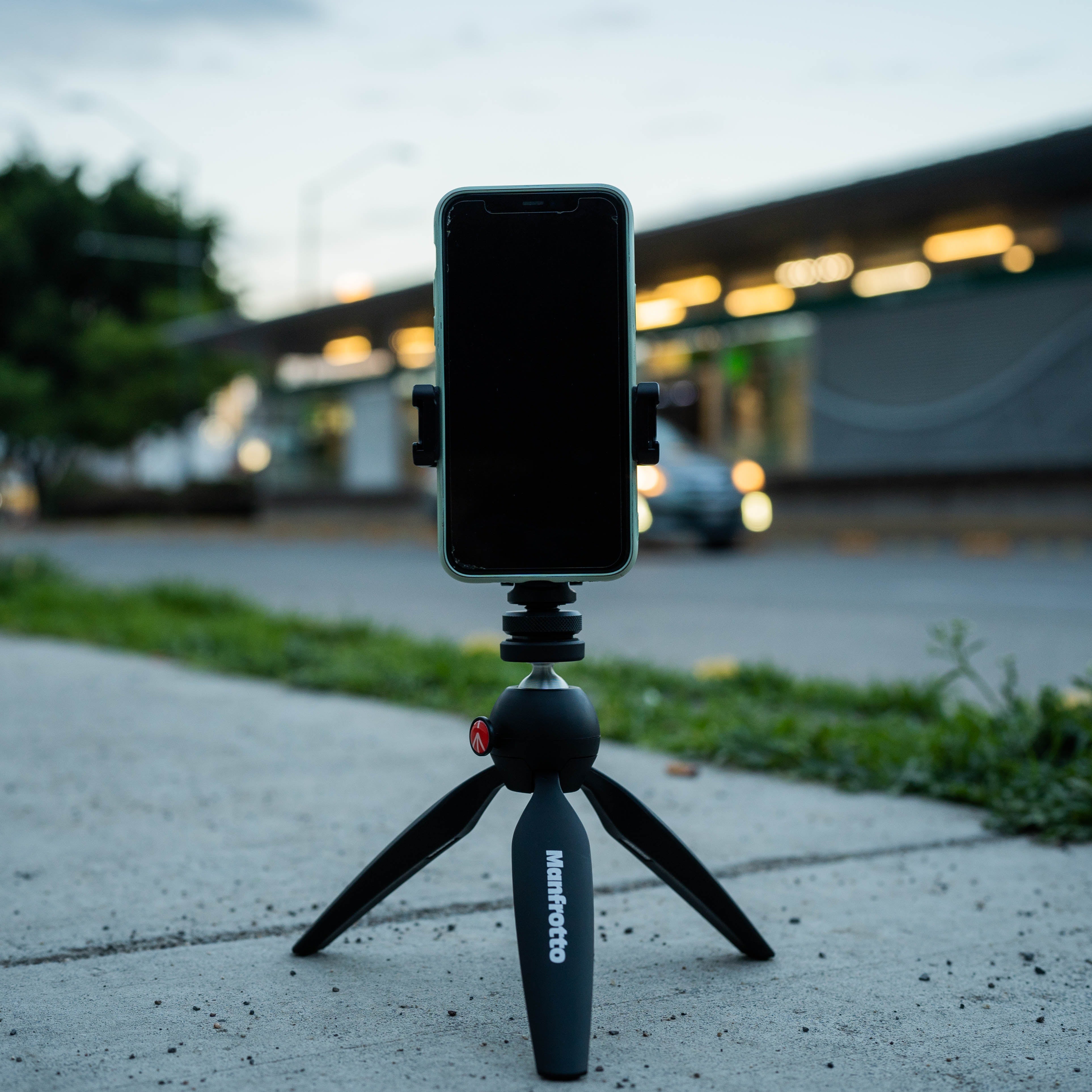 The Advantages of Using a Project-CB Phone Holder – Project-cb